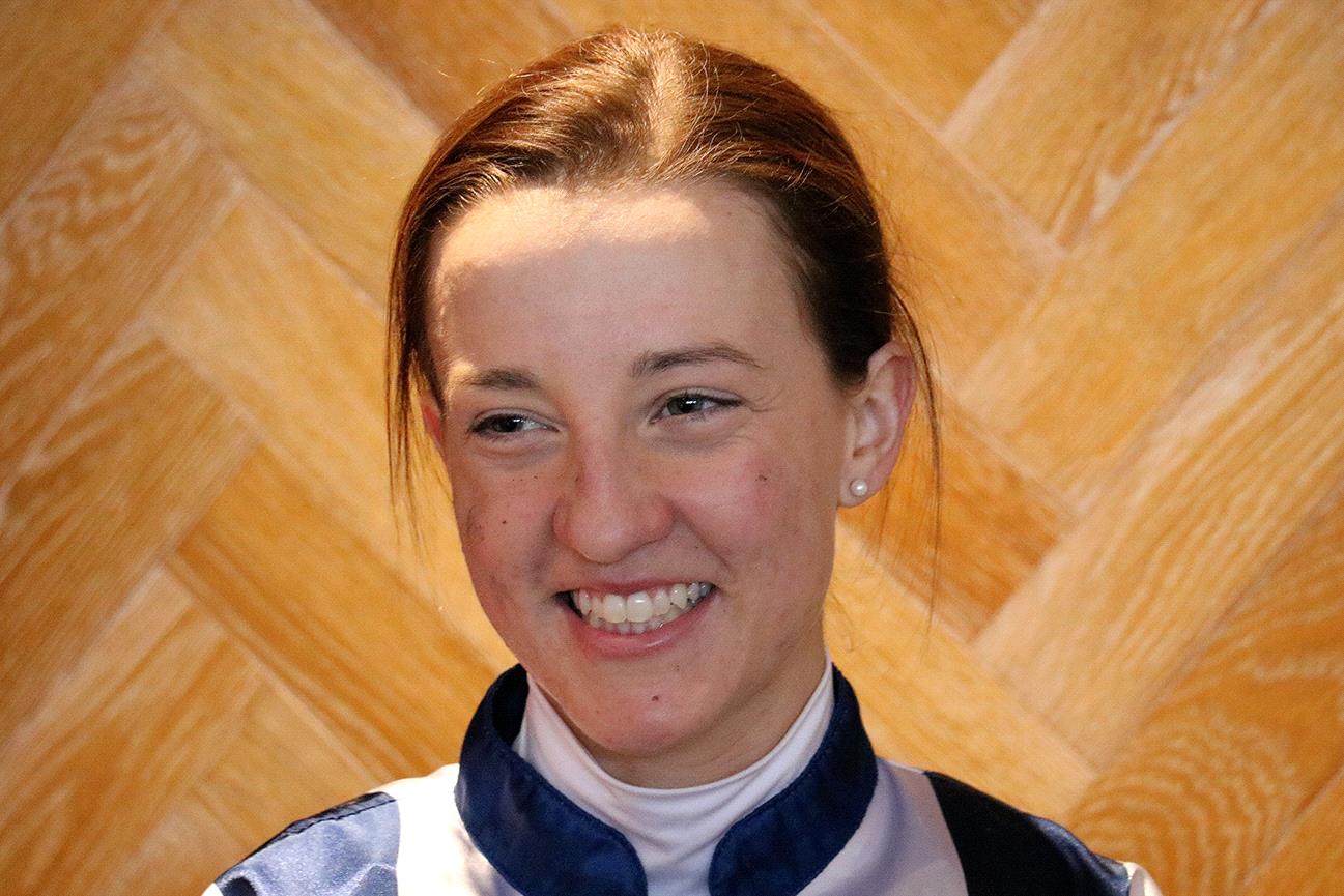 Jockey hospitalised after terrible Moonee Valley fall - Racenet