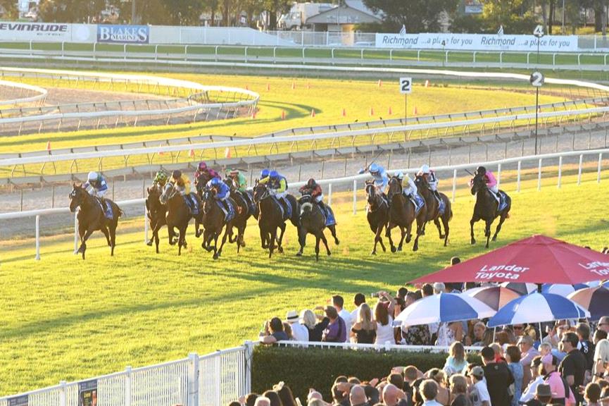 Where the early money's gone for Rowley Mile day - Racenet