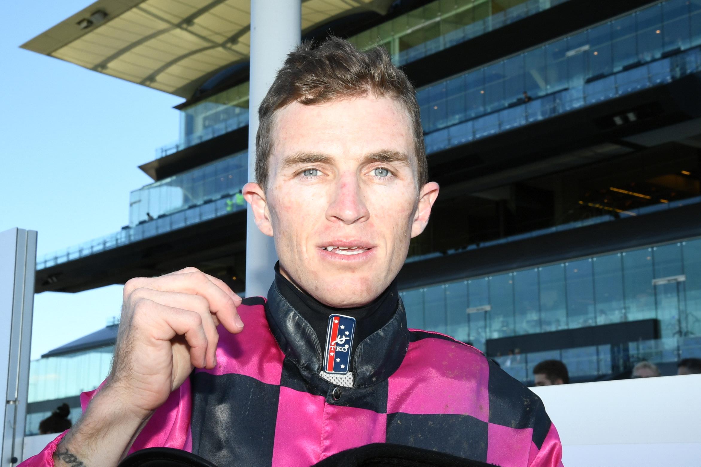 Win comes at a cost for Parr at the Farm - Racenet