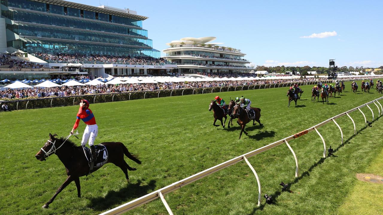 Analysis: Memorable Cup ... but they came in like Brown's cows - Racenet