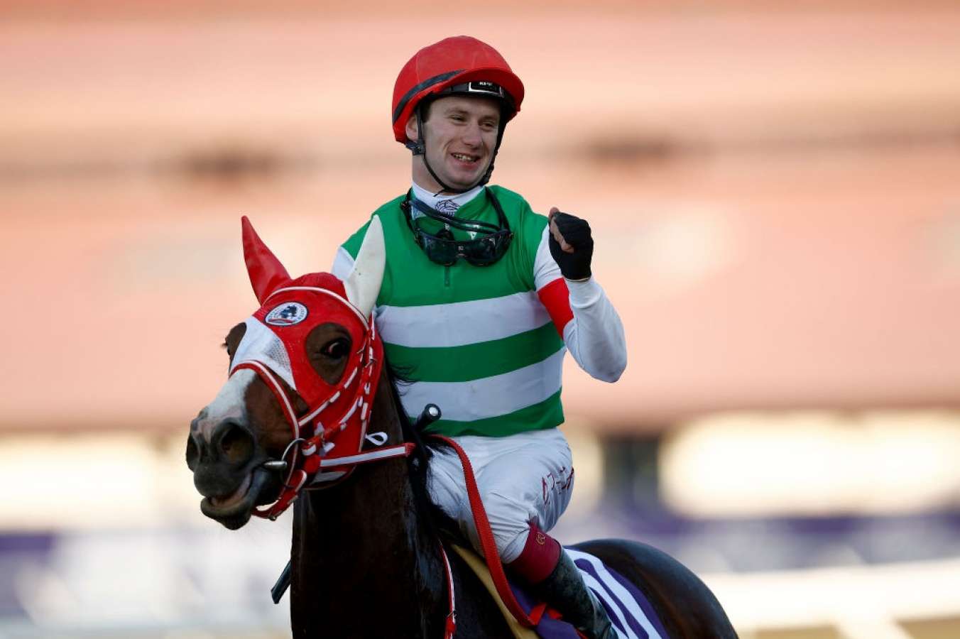 Star Irish jockey Oisín Murphy relinquishes riding licence amid health ...