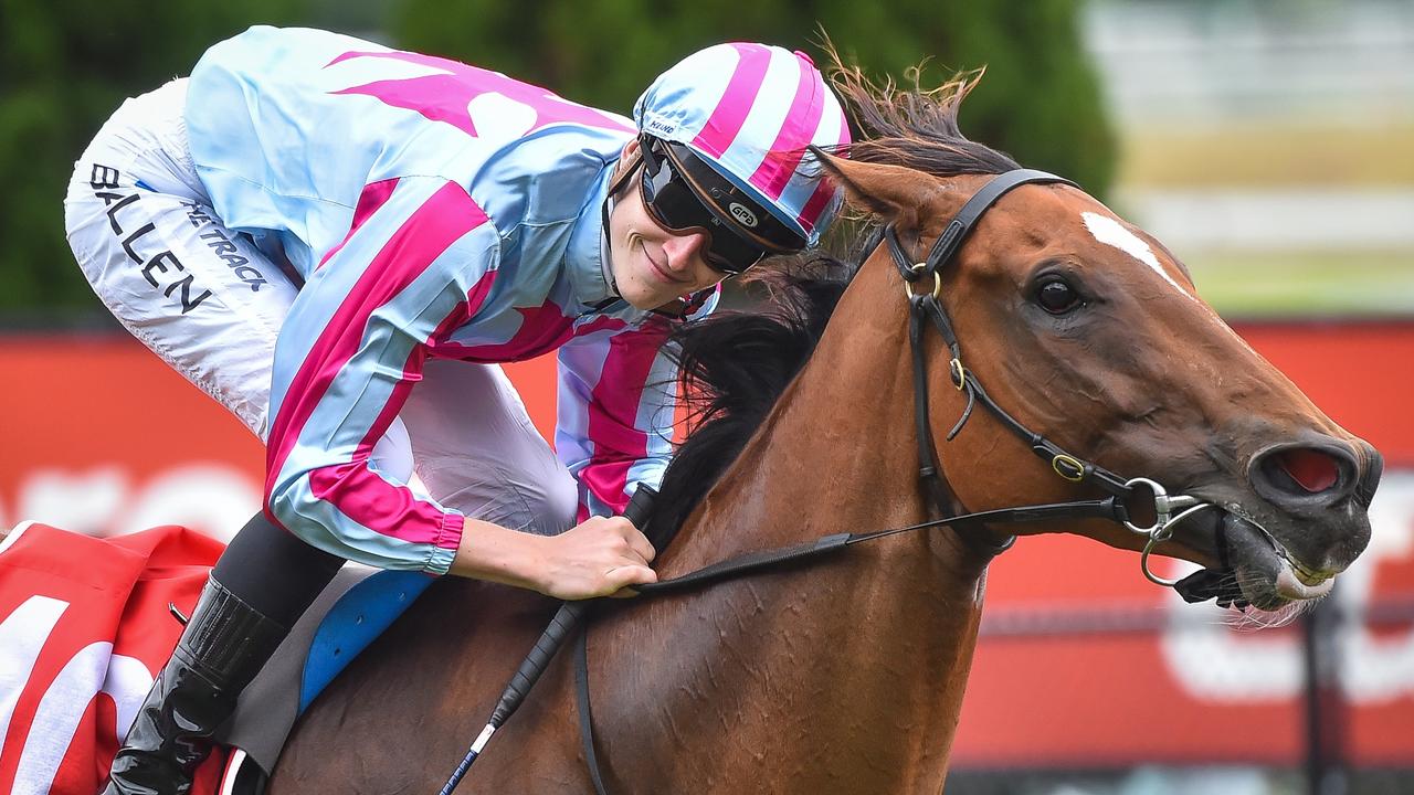 Allen lives on fruit, soup and vegies to make Marabi weight - Racenet