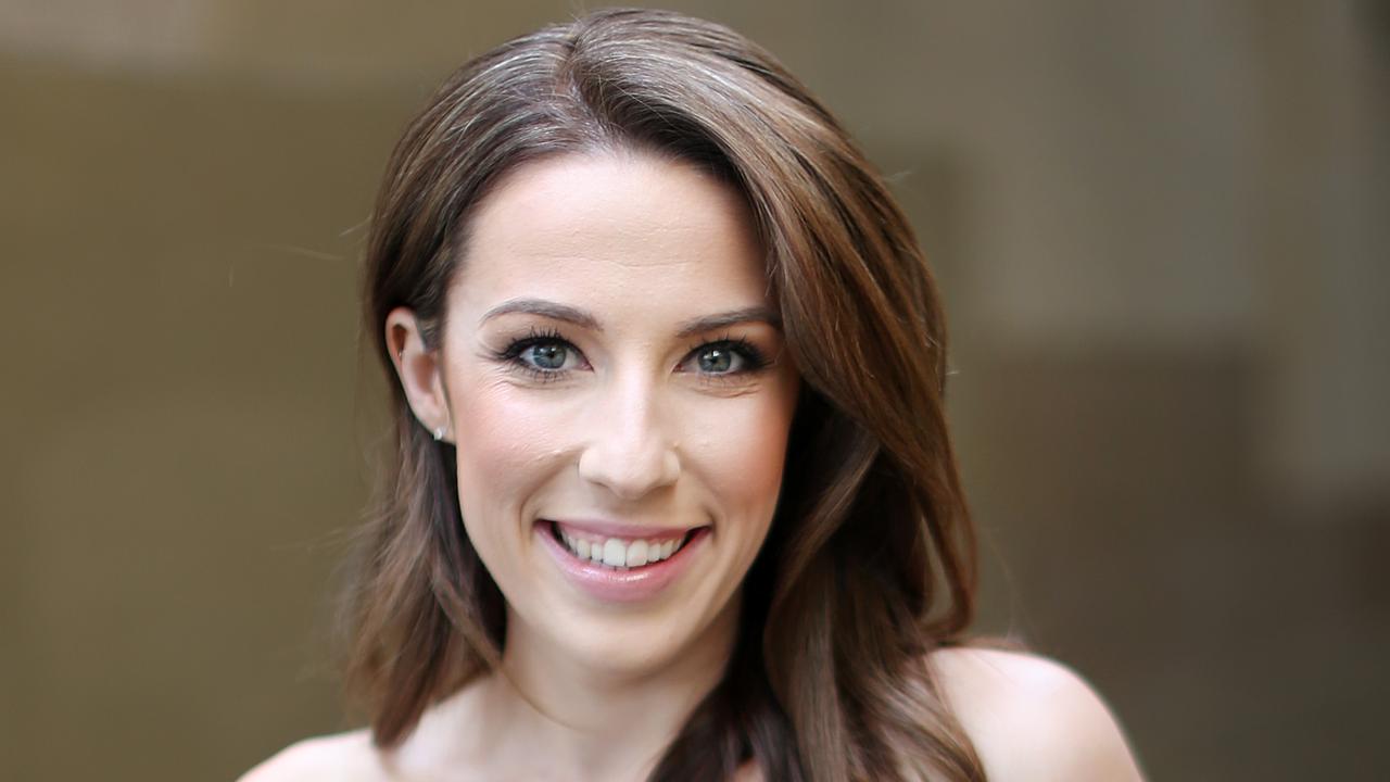 Ukraine: Owner chasing Stradbroke ticket before meeting daughter - Racenet