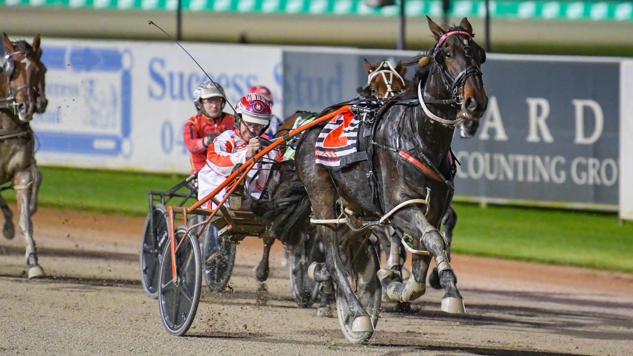‘One out of the box': Star pacer to let Ripp at Redcliffe - Racenet