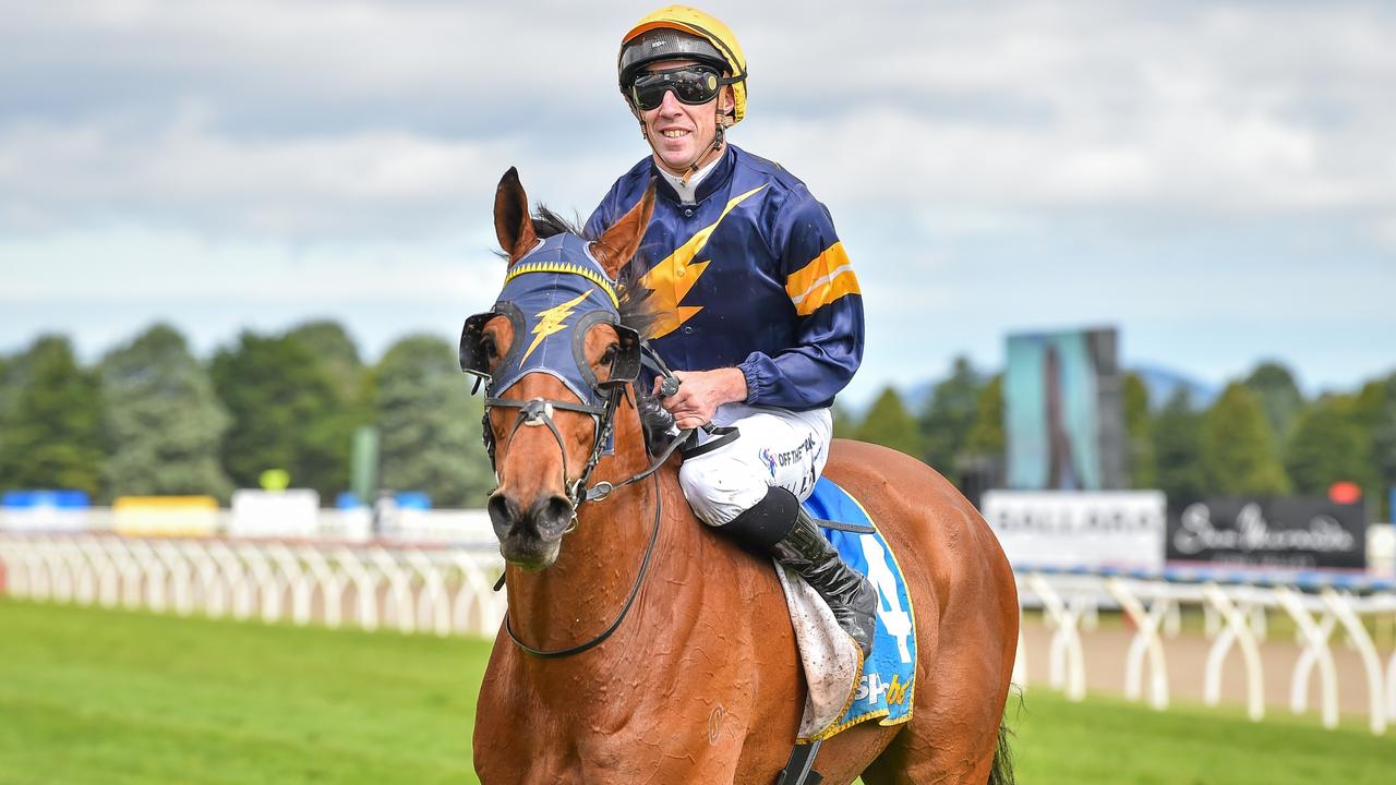 Casterton racing tips, best bets and value selections