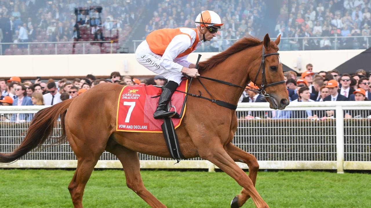 Zipping Classic field and barrier draw