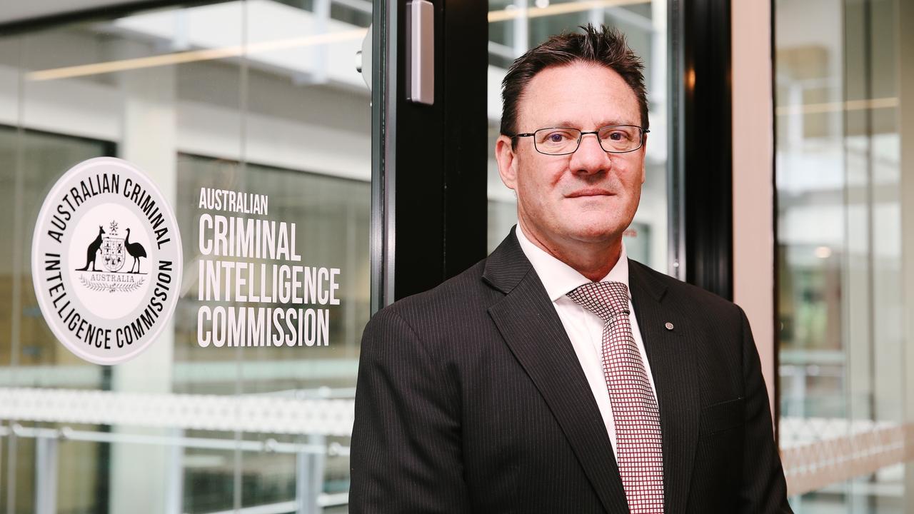 Racing industry urged to remove bikies from horse ownership