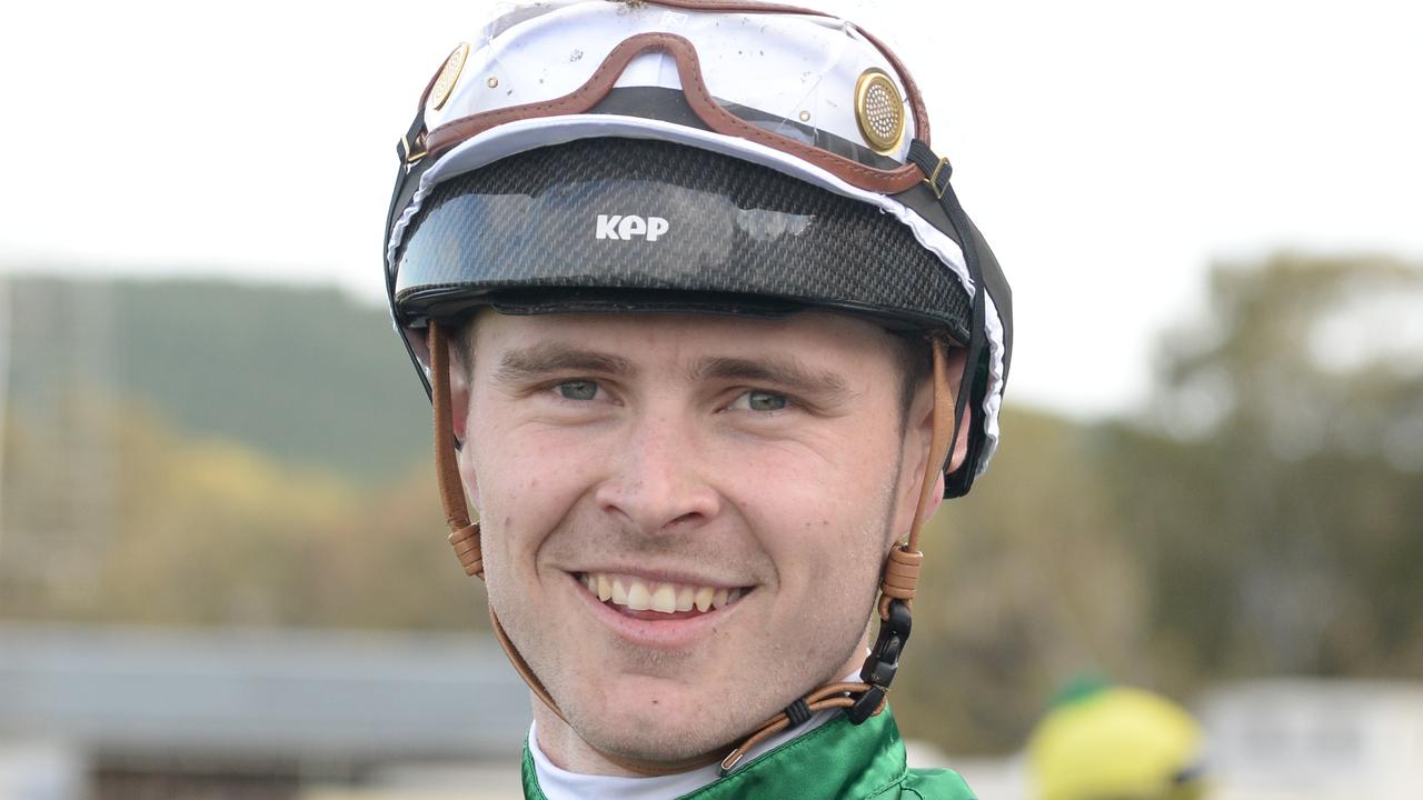 Victorian jockey charged with betting offences relating to 311 wagers