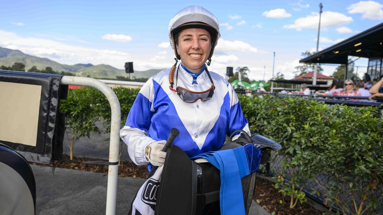 Sam Collett joins parents in 1000-win club