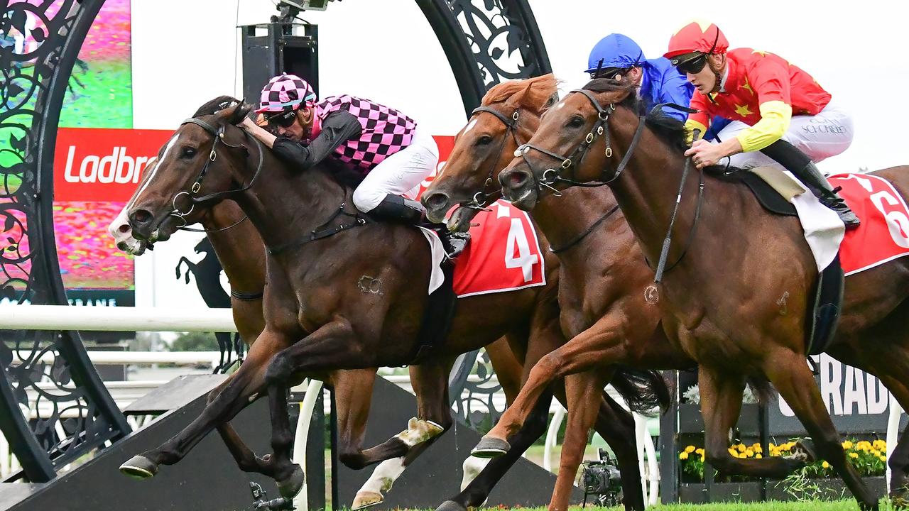 Preview, Tips and Best Bets for Eagle Farm Saturday, May 27