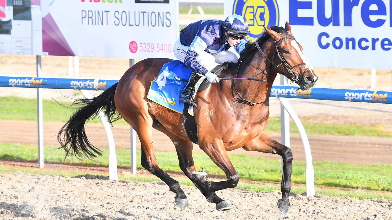 Gilbert Gardiner's Ballarat tips for Monday