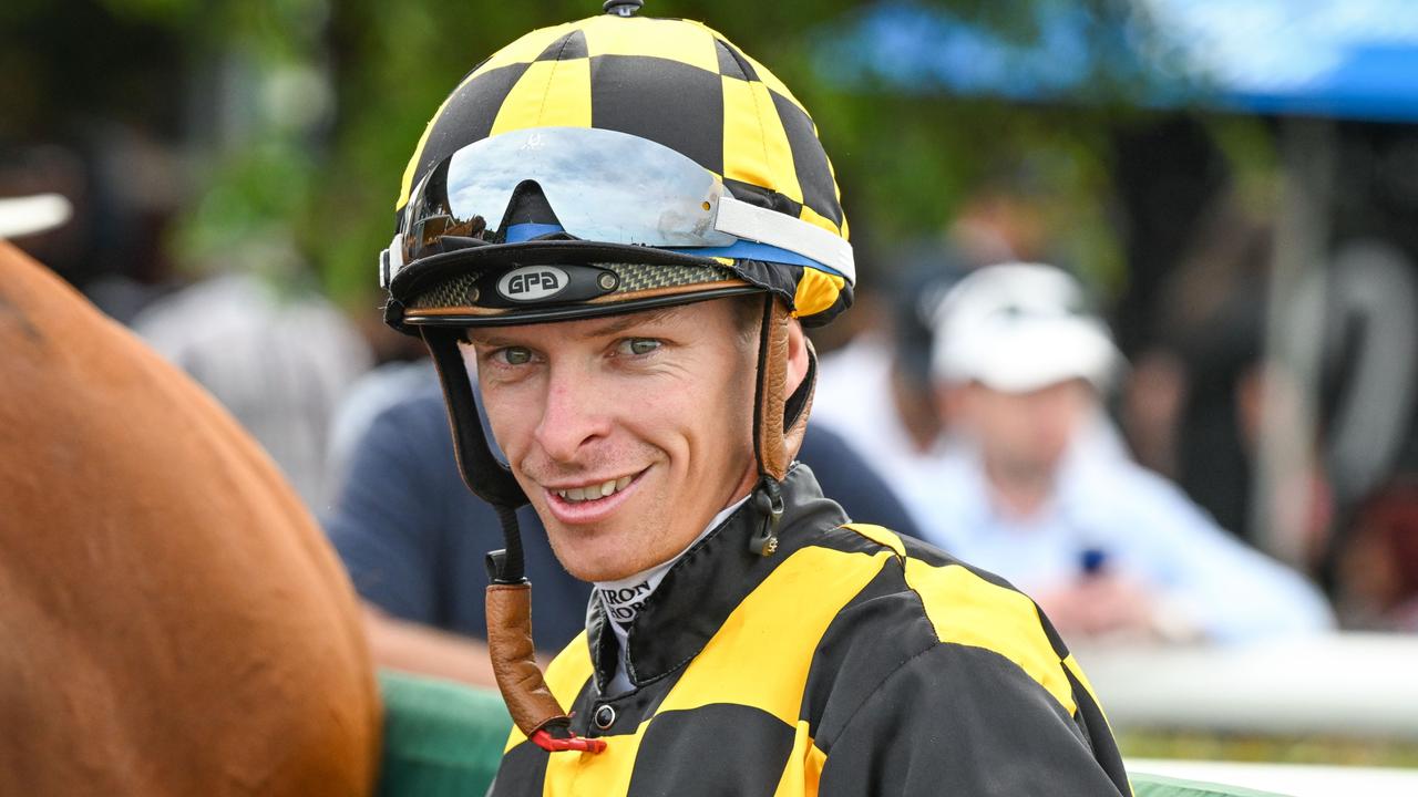 Dee sent for scans after Flemington fall - Racenet