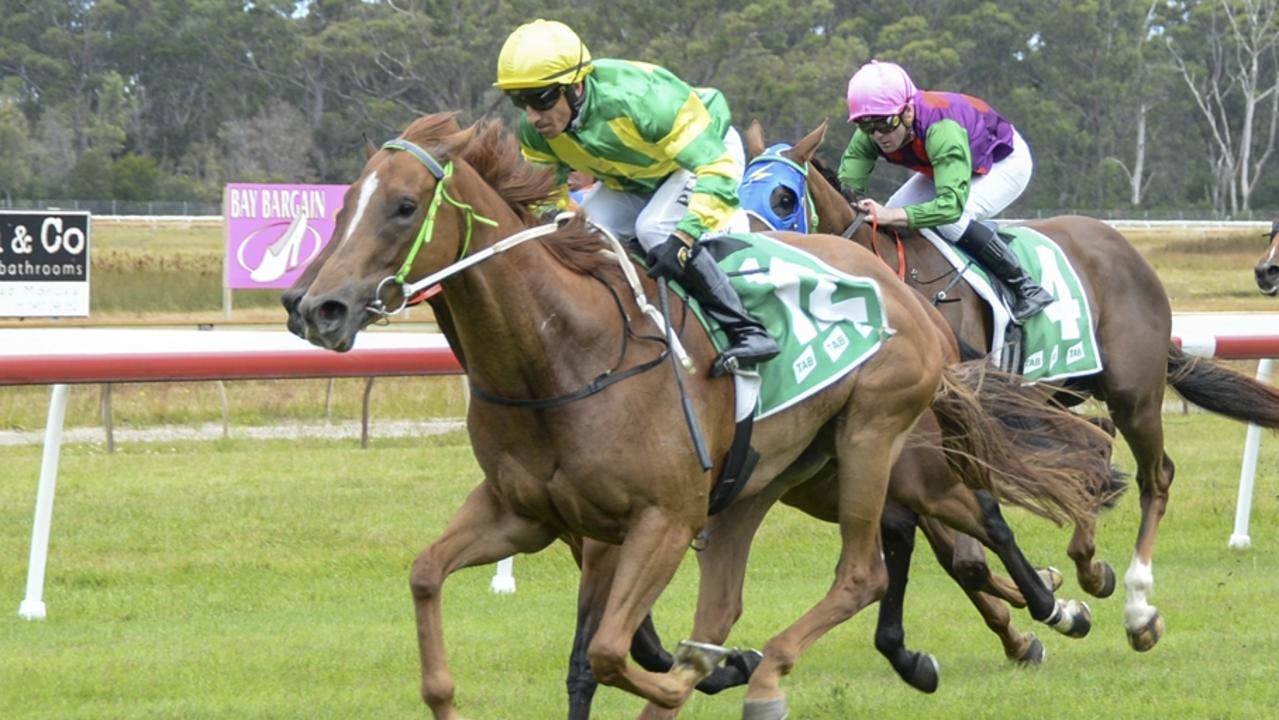 Horse racing tips: Queanbeyan best bets, preview, inside mail for ...