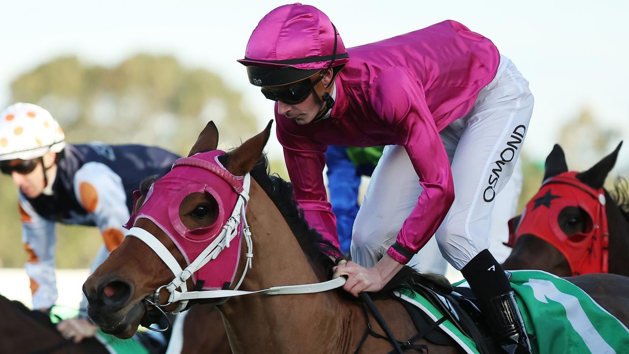 Apprentice Ben Osmond gets timing right with more rides for Chris Waller