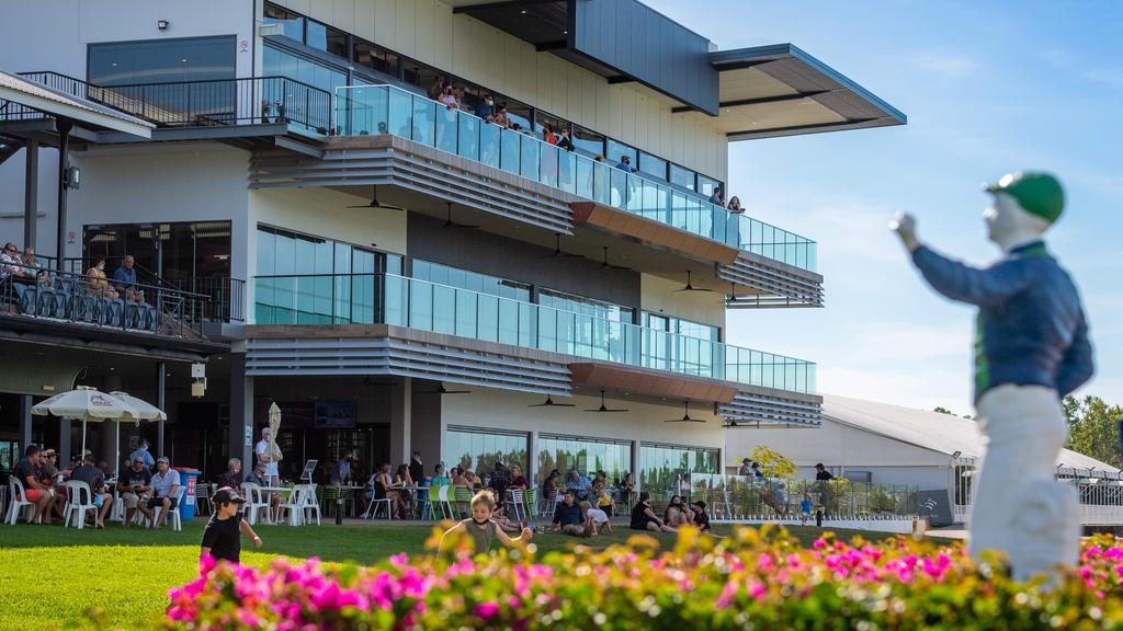 NT government set to review Darwin racing industry - Racenet
