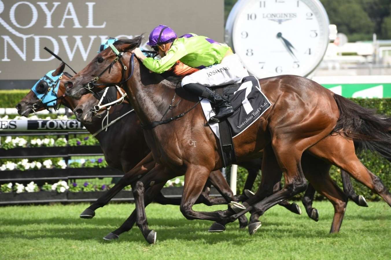 Nakeeta Jane wins Group One Surround Stakes