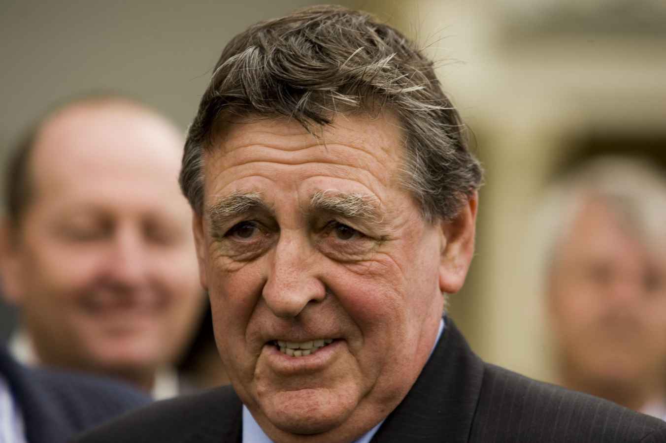 Trainer Bede Murray dies