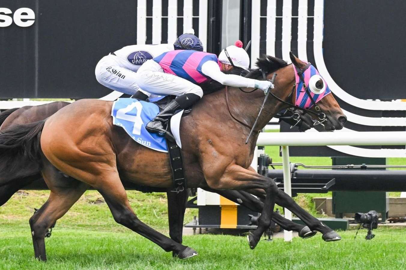 Robbie Griffiths takes edge off Rey before William Reid Stakes