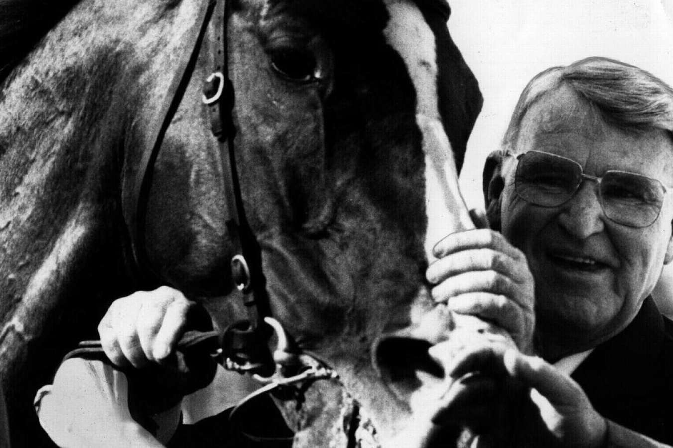 David Hayes relives Almaarads 1989 Cox Plate win for Colin Hayes