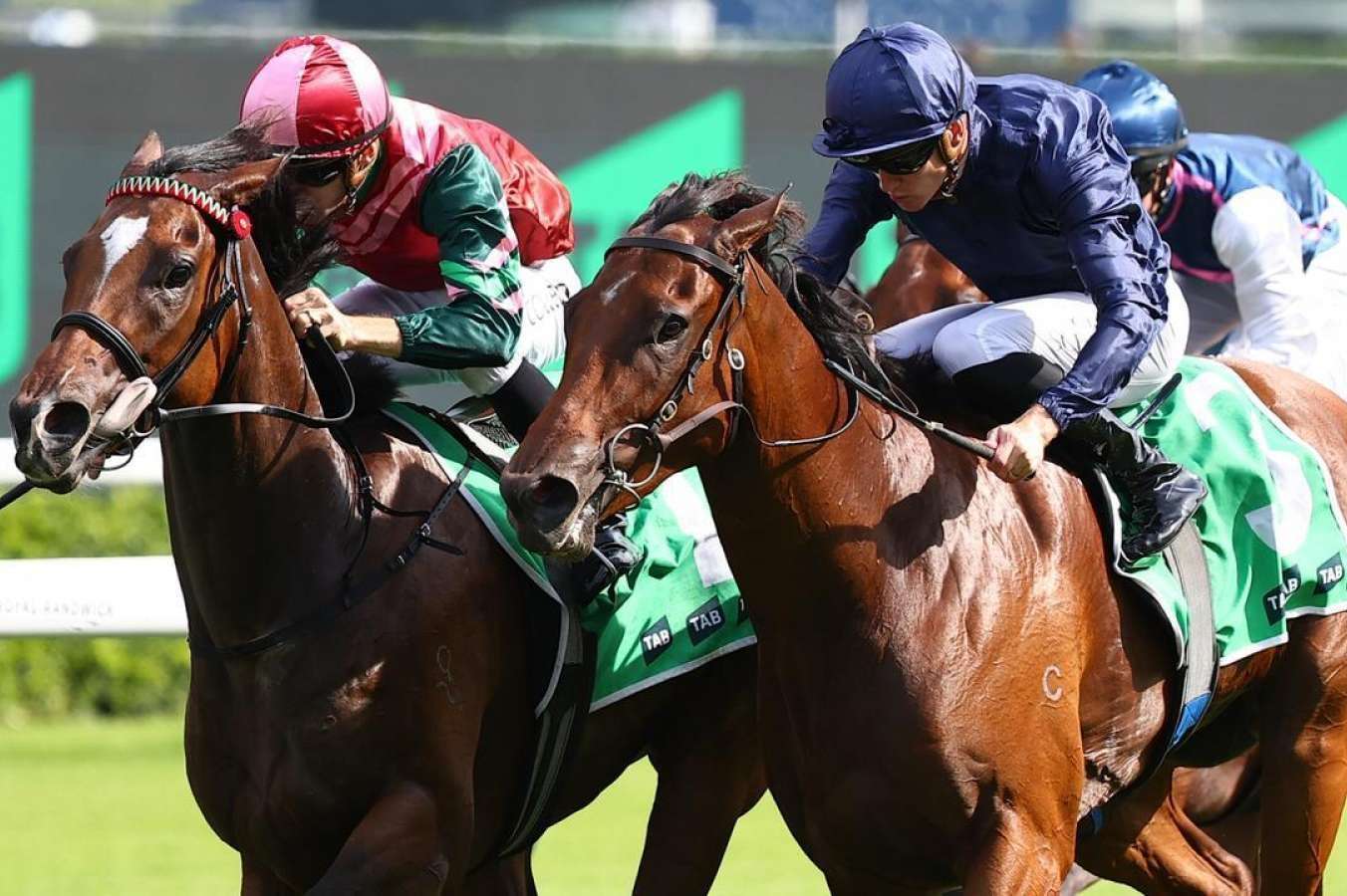 Kimochi sheds bridesmaid tag in Light Fingers