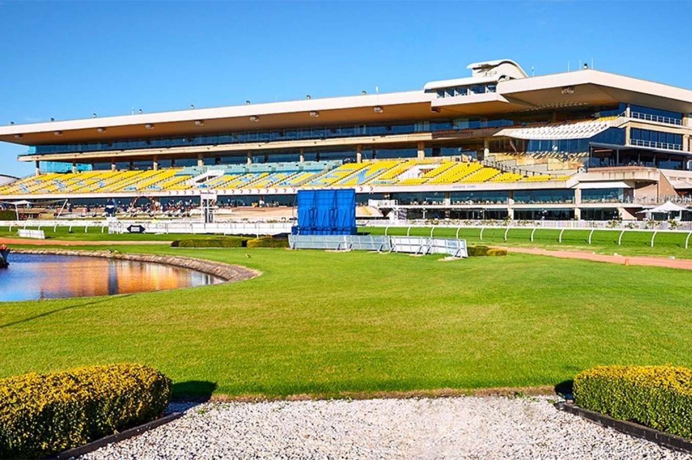 The tales and stories as to why Rosehill Racecourse is very much a part ...