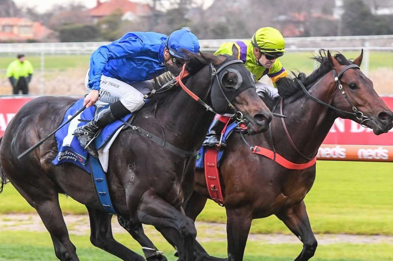 Blake Shinn shines with Bletchingly Stakes victory on Ingratiating