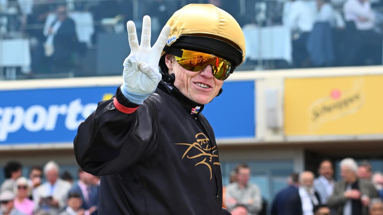 Craig Williams tuning up for HKIR with Pakenham Cup day rides