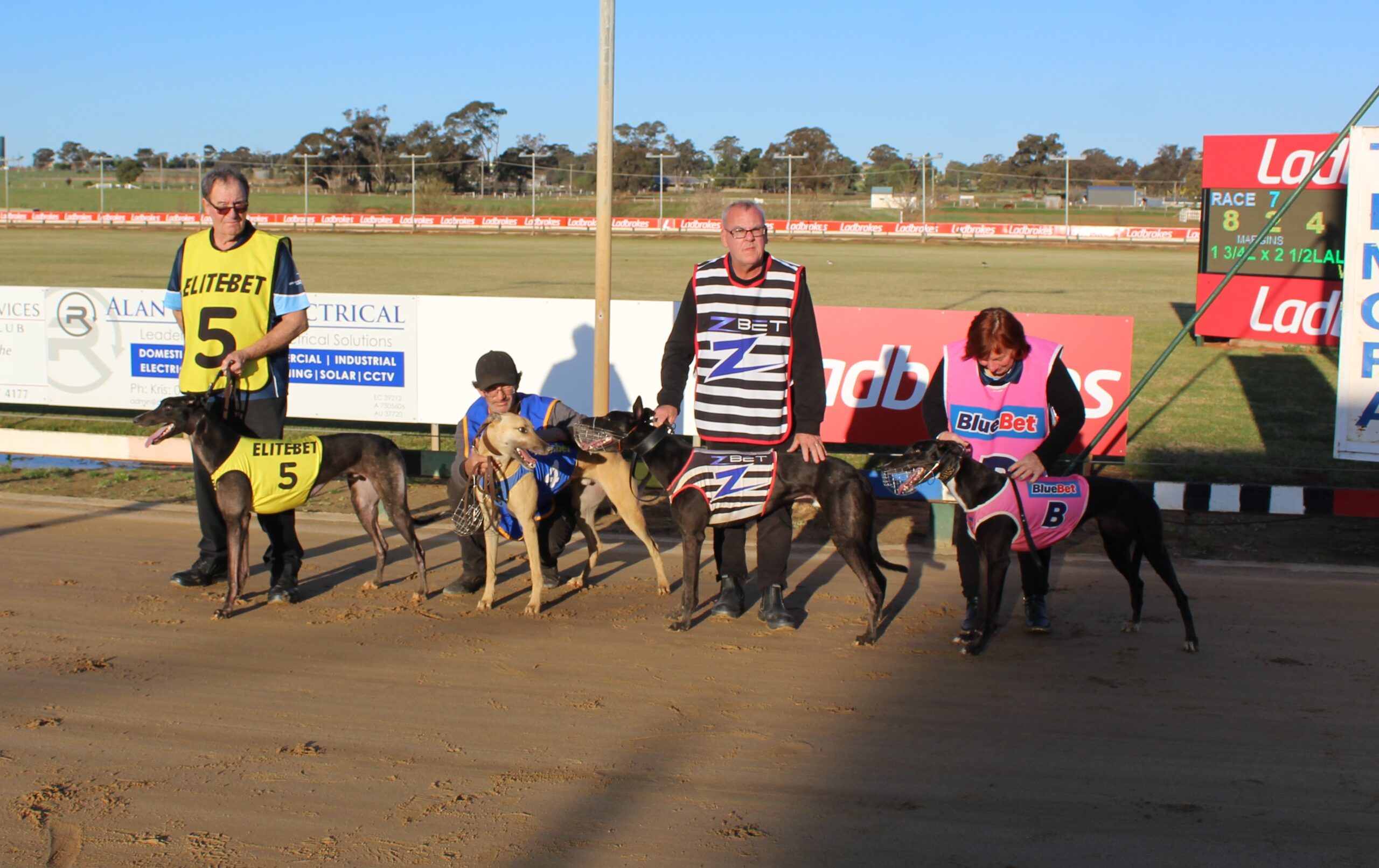 Heidi McGraw Sets New Record Mark At Temora - Greyhound Recorder