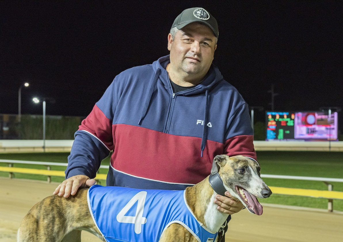 Williams To Play Slow Game With Iconic Jet - Greyhound Recorder