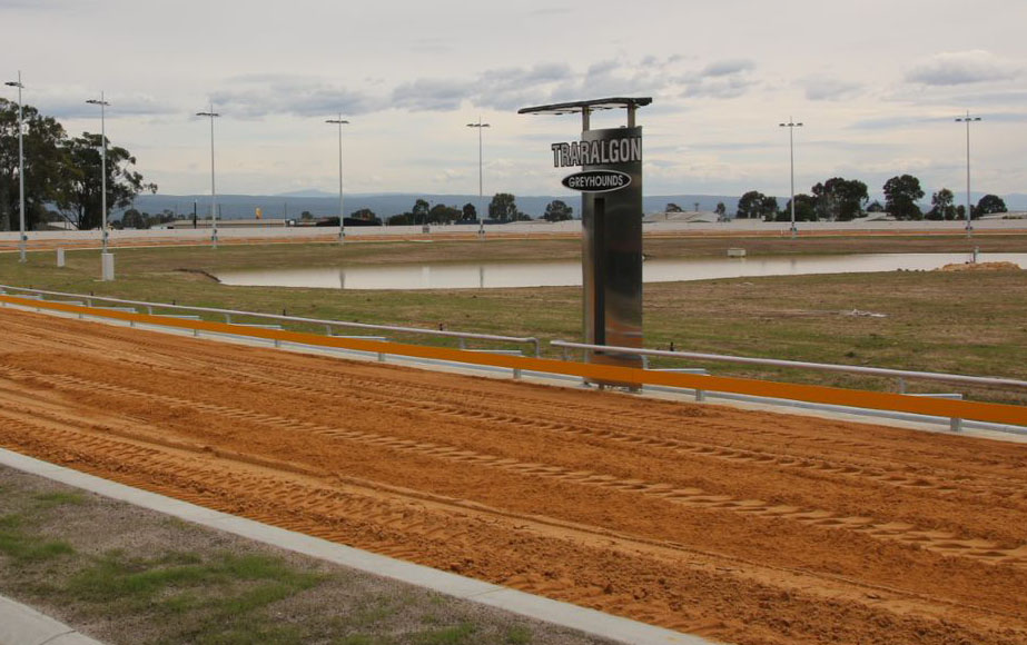 GRV Suspends Racing At Traralgon J-Curve Track - Greyhound Recorder
