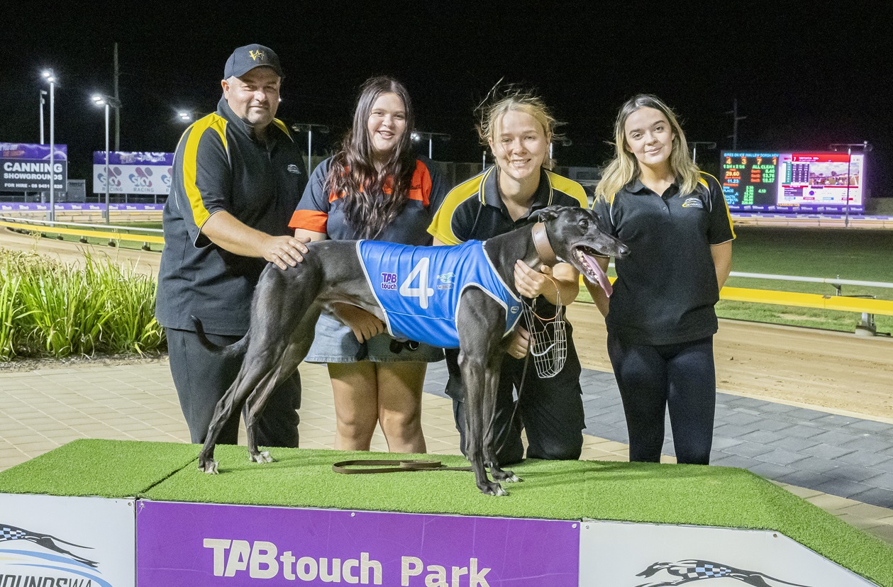 Rippin' Moses In Lew Dorsa Memorial Mix - Greyhound Recorder