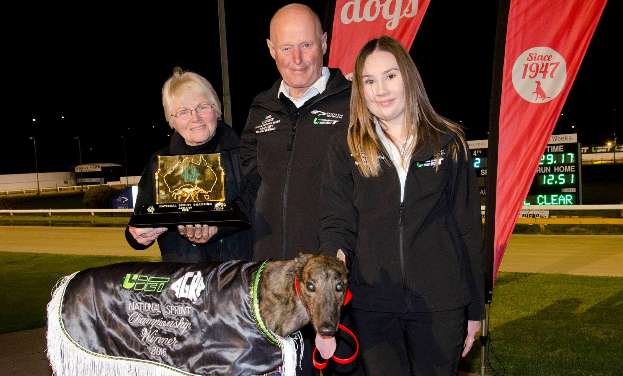 Butchers Savour Apilla's Group 1 Moment - Greyhound Recorder