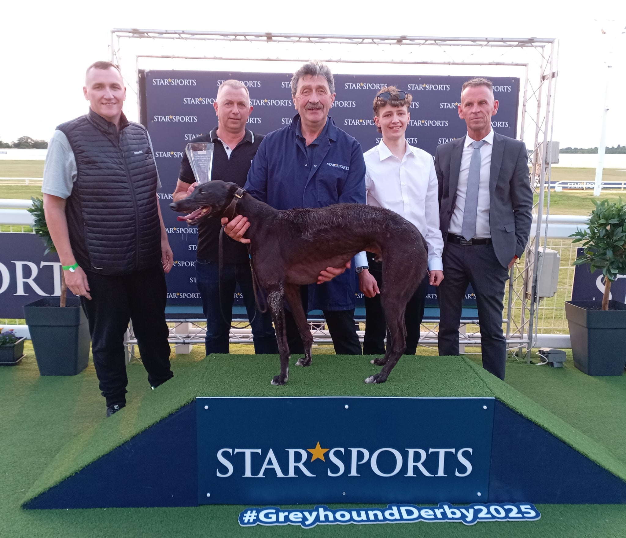 Dynamic Force Grabs English Derby Spotlight - Greyhound Recorder