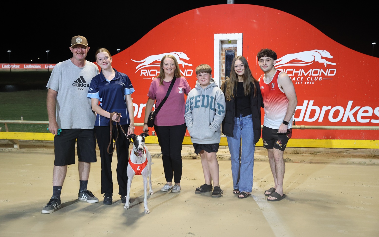 Pepe Morada Stuns At City Staying Debut - Greyhound Recorder